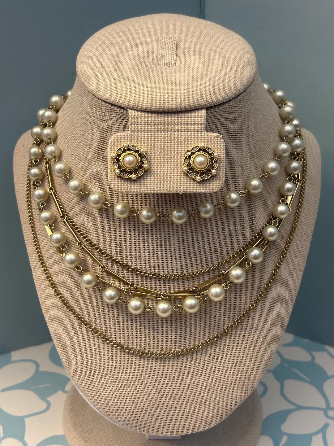 Vintage CORO Gold Tone Brushed Leaves, Pearl & Chain Layered Necklace ...