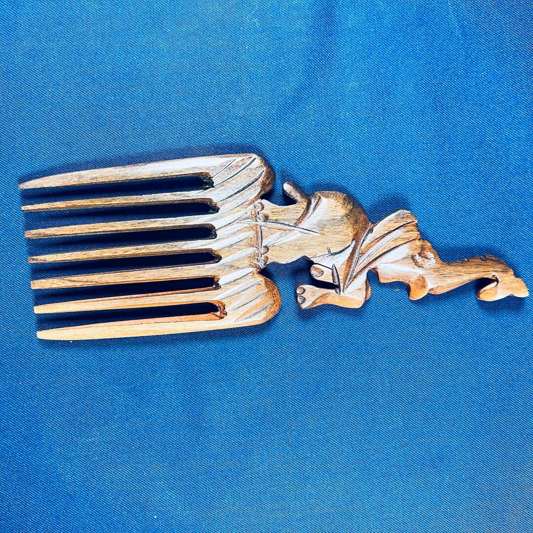 Wooden Comb Depicting an Elephant - Etsy Wooden Comb Depicting an Elephant - Etsy