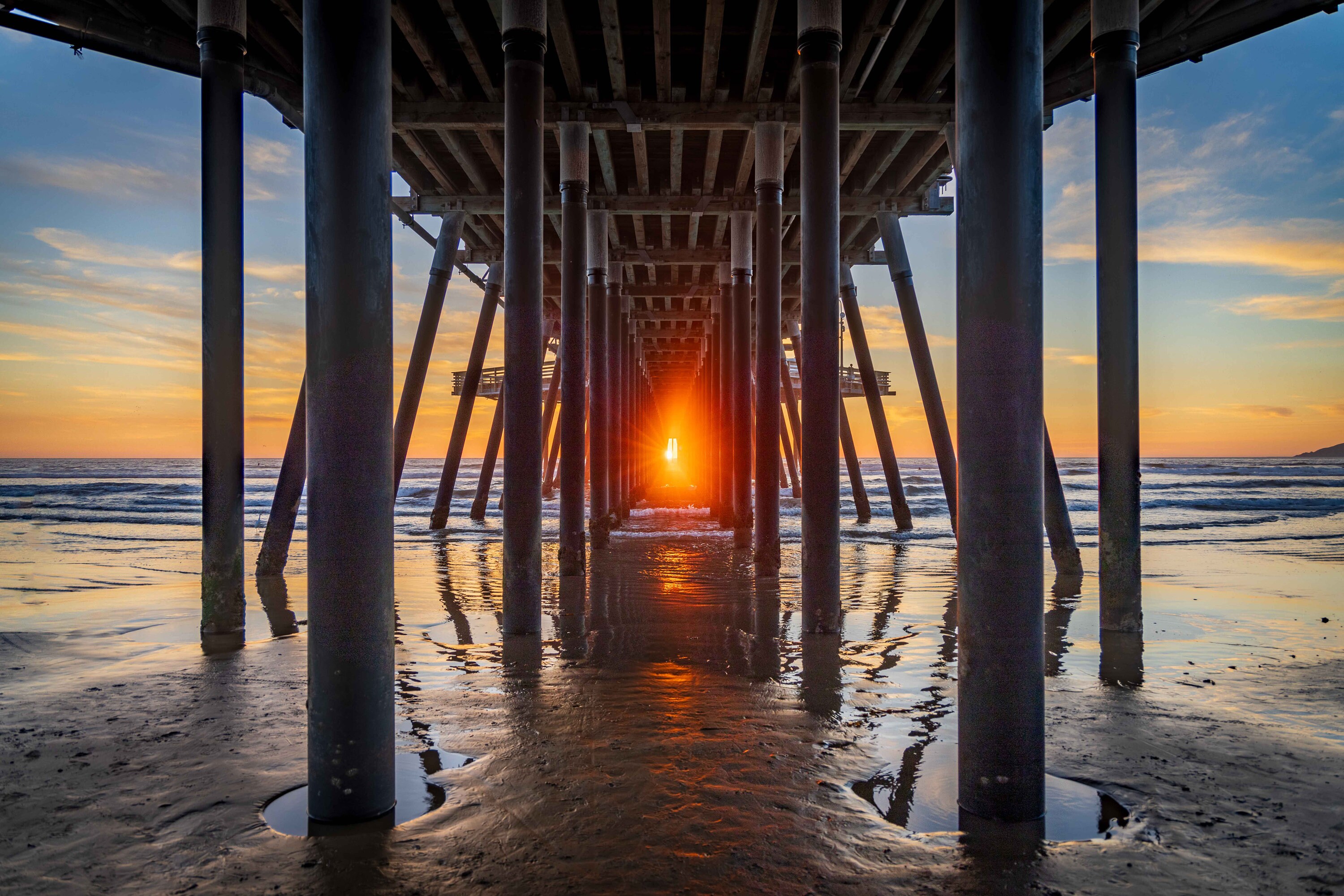 California's Iconic Pismo Beach Pier pierhenge Beach Photography Wall ...