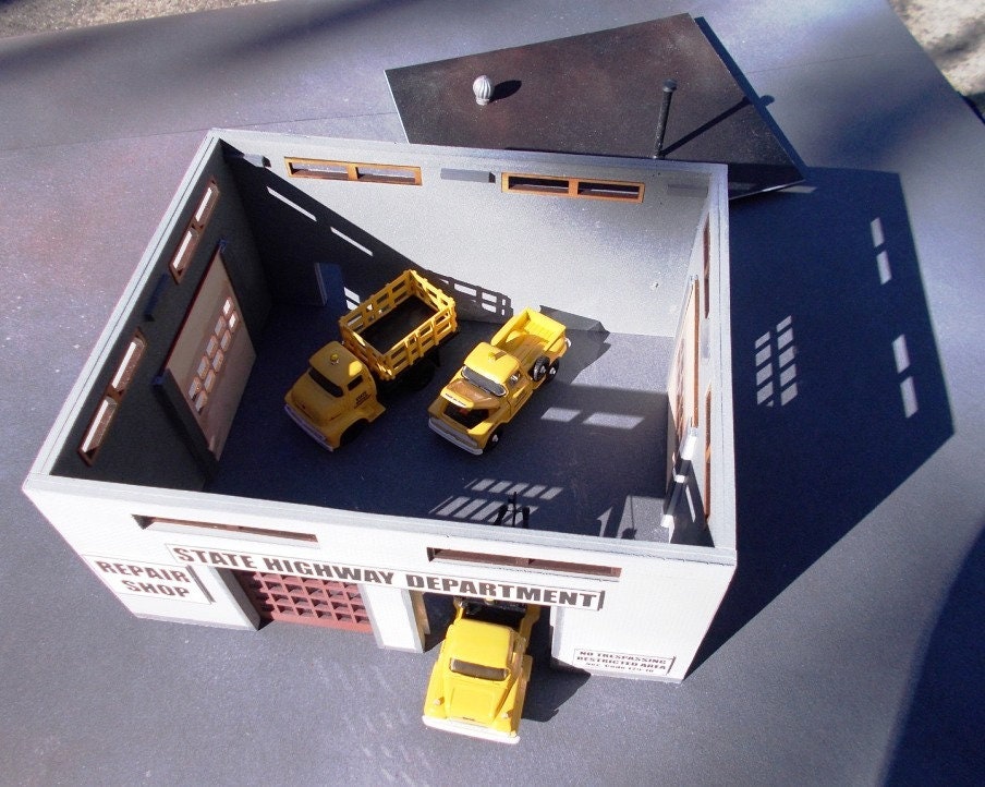 MINI-MOTORS, Inc. Exclusive Release 1/64 S-scale Automotive Shop/garage ...