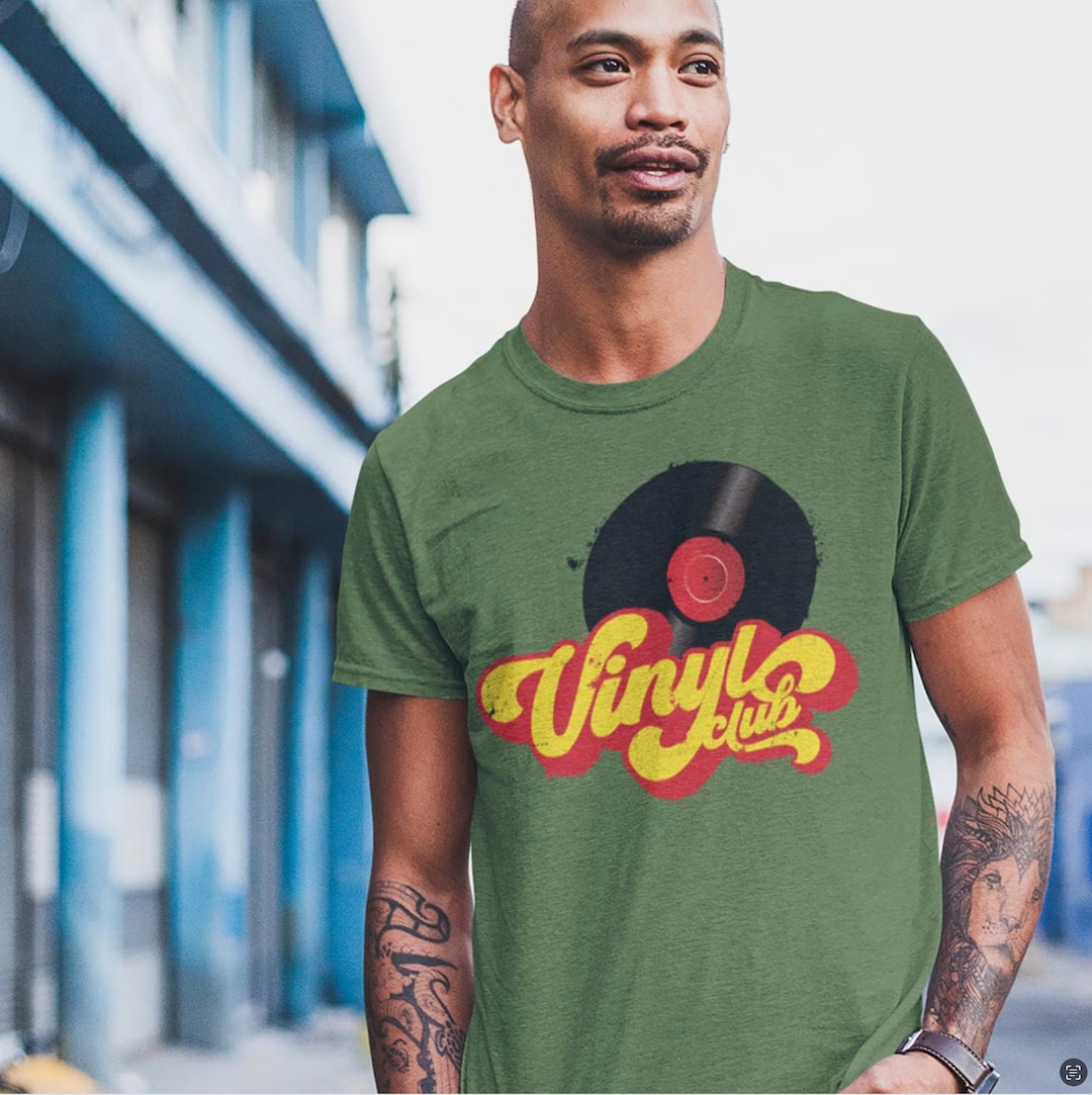 Vinyl Record Shirt - Vinyl Club Tee - Perfect DJ Gift - Retro Music ...