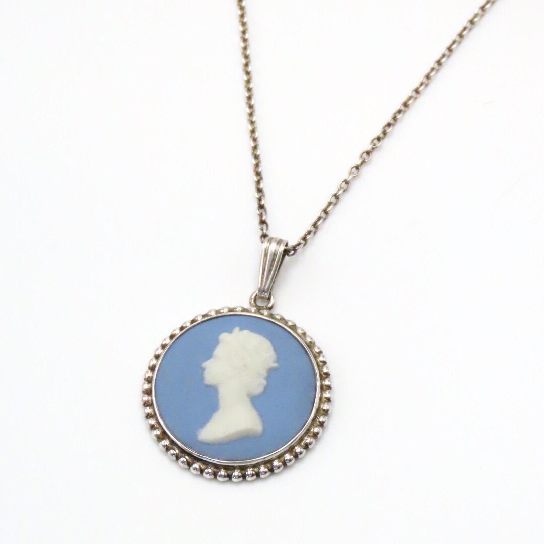 Rare Vintage Wedgwood Sterling Silver Pendant Necklace | Queen ...