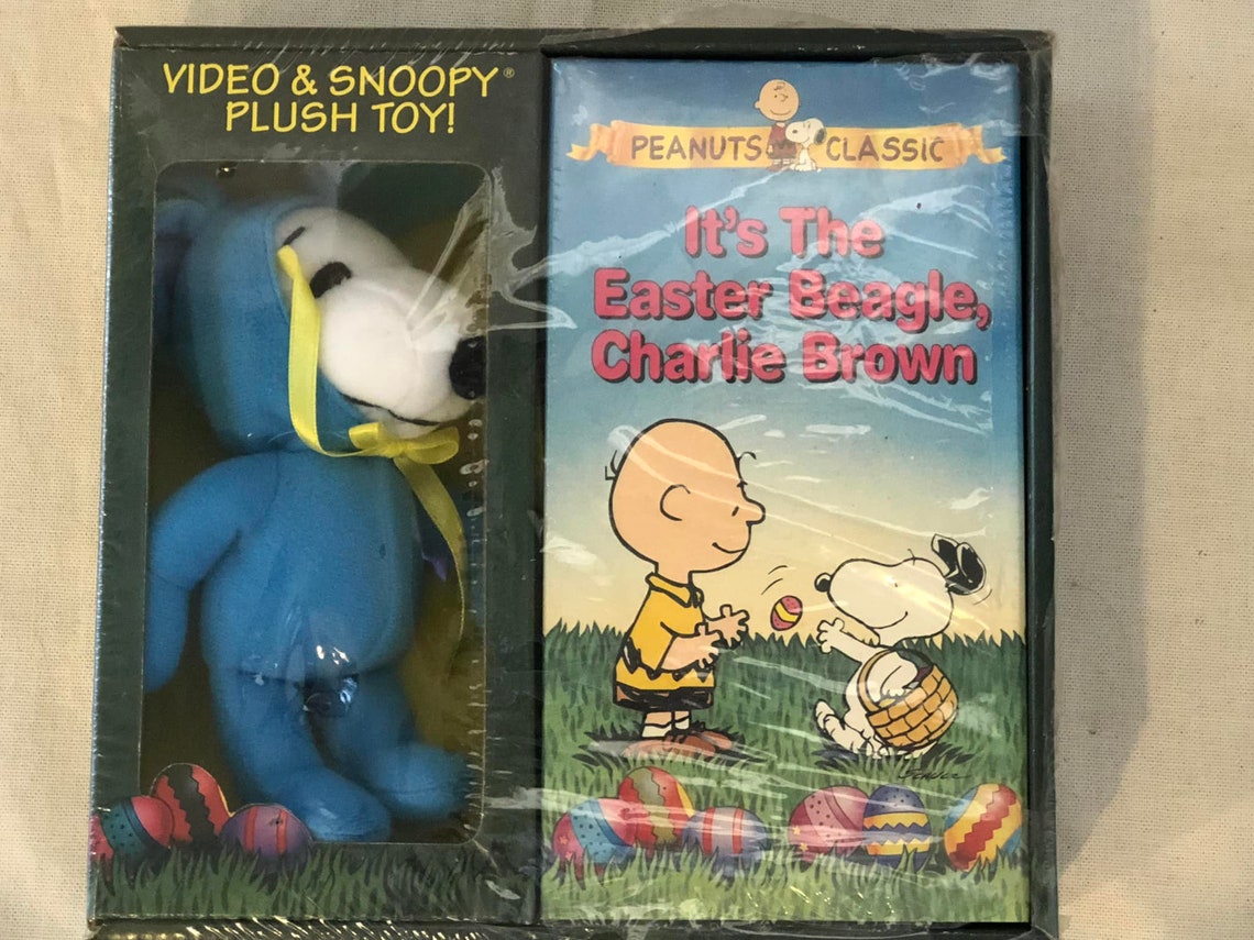 Set of 5 Snoopy Vhs, Keys Chains & Wrap-an-egg Bundle - Etsy