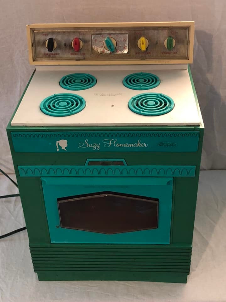 Suzy Homemaker Costume