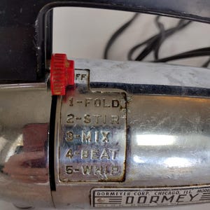 Vintage Dormeyer Dormey Model 7600 Hand Mixer W/both Original Beaters ...