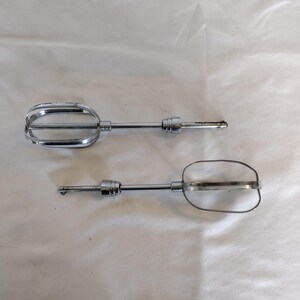 Vintage Dormeyer Dormey Model 7600 Hand Mixer W/both Original Beaters ...