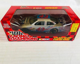NIB Racing Champions Nascar #43 Bobby Hamilton/ Ferguson 1:24 Die Cast ...