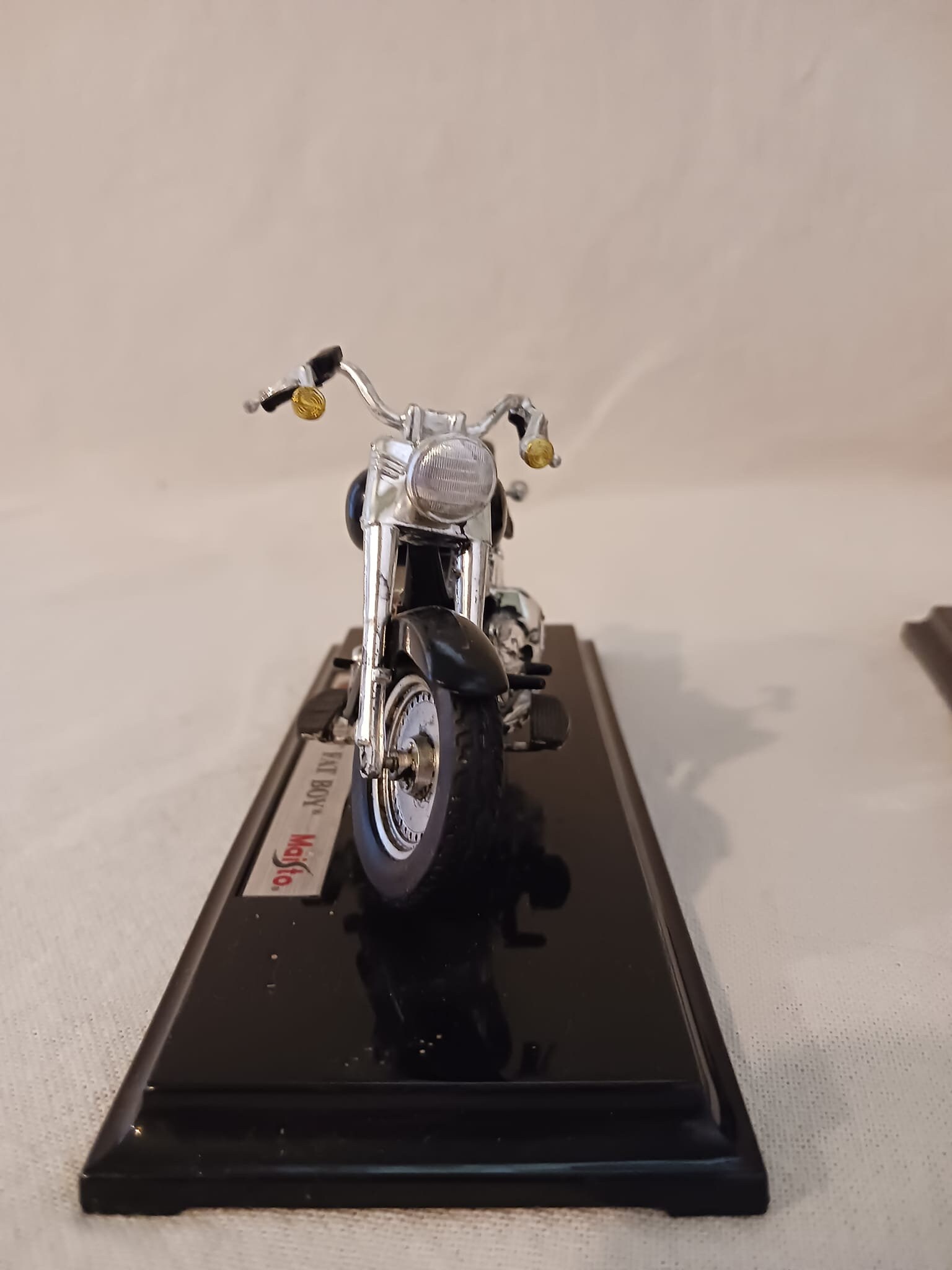 Lot of 2 Harley Davidson Maisto 1:18 Plastic Molded Motorcycles ...
