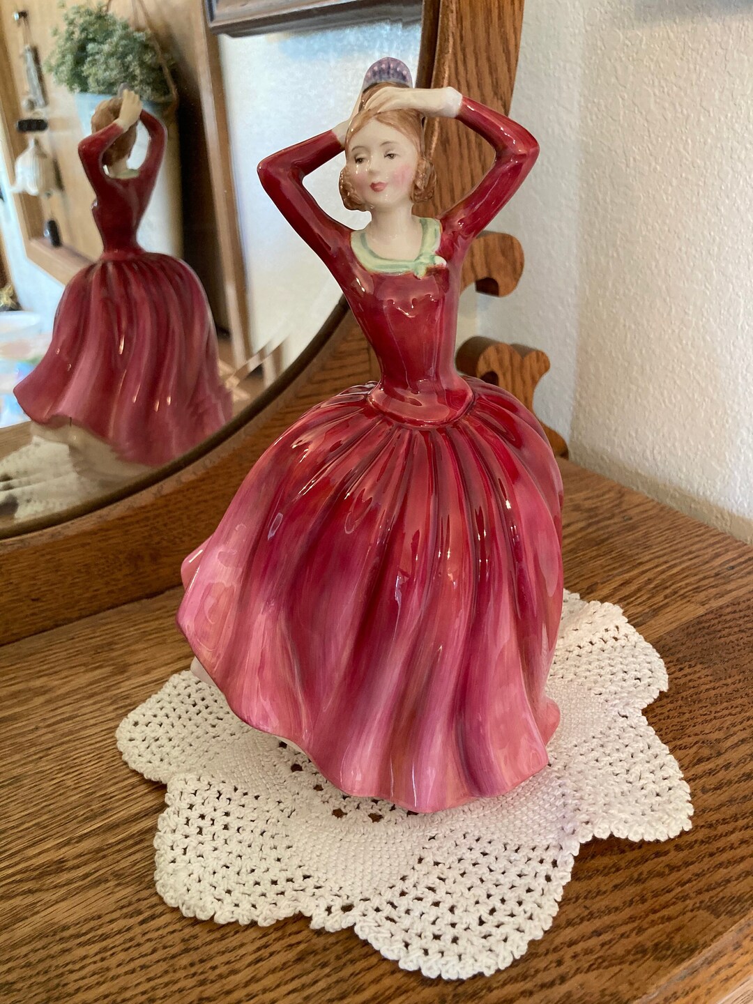 Royal Doulton Pretty Lady Figurine katrina HN2327 With Red Dress, First ...