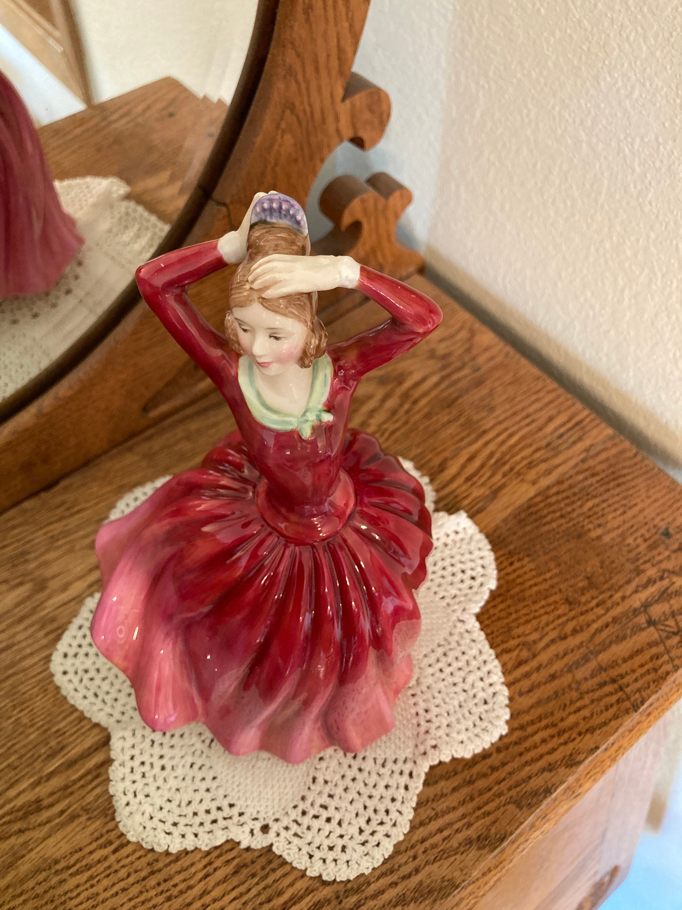 Royal Doulton Pretty Lady Figurine katrina HN2327 With Red Dress, First ...