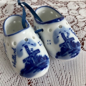 Vintage Pair of Delft Blue Handpainted Dutch Clogs With Holland ...