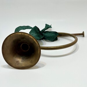 Pair of Brass Horns Christmas Wall Decor | Set of 2 Decorative Holiday ...