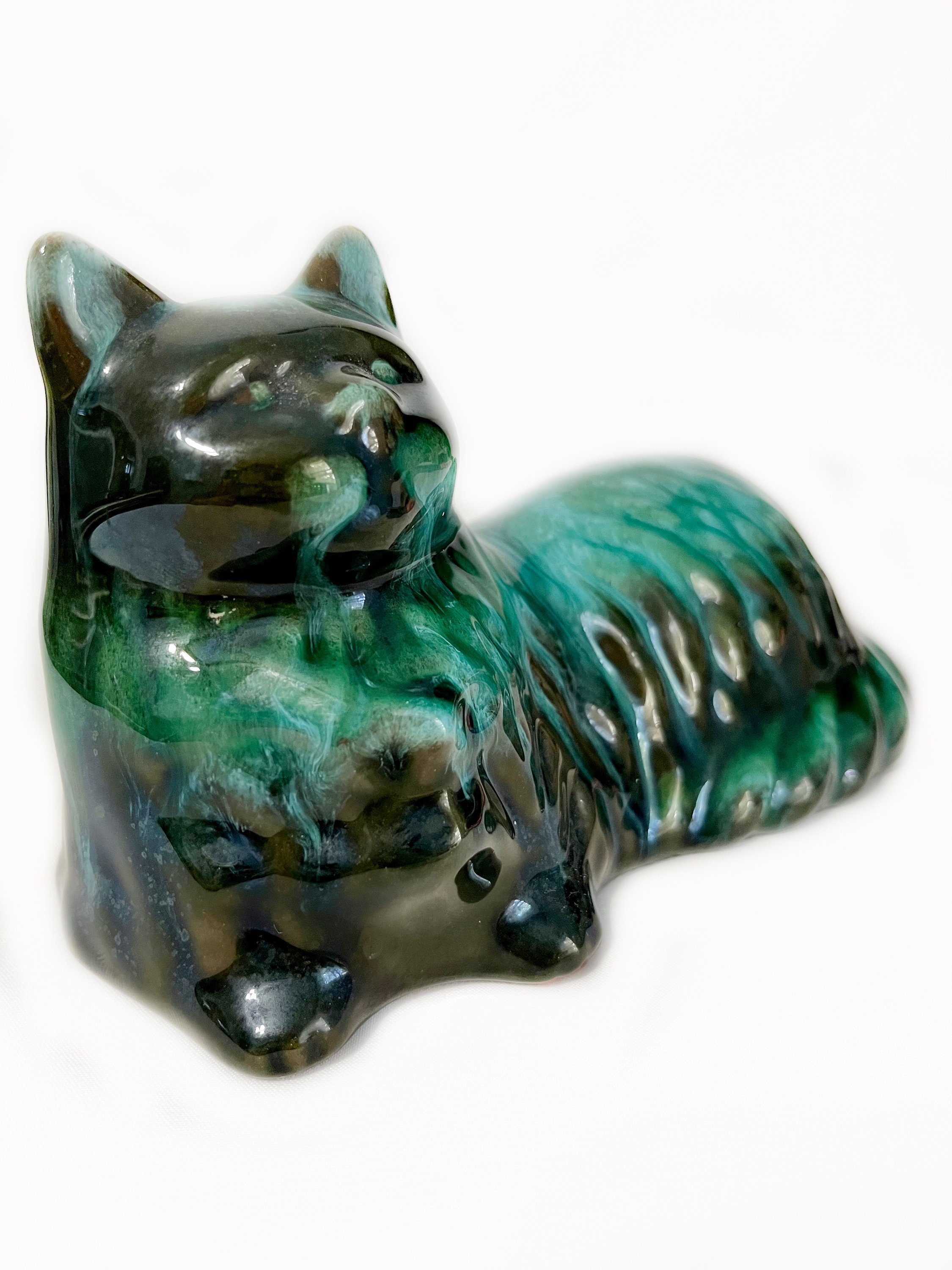 Medium Blue Mountain Pottery Long Haired Cat Statue Persian Kitty Green ...