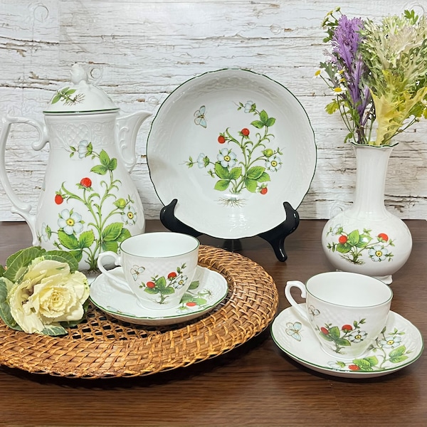 Strawberry Tea Set - Etsy