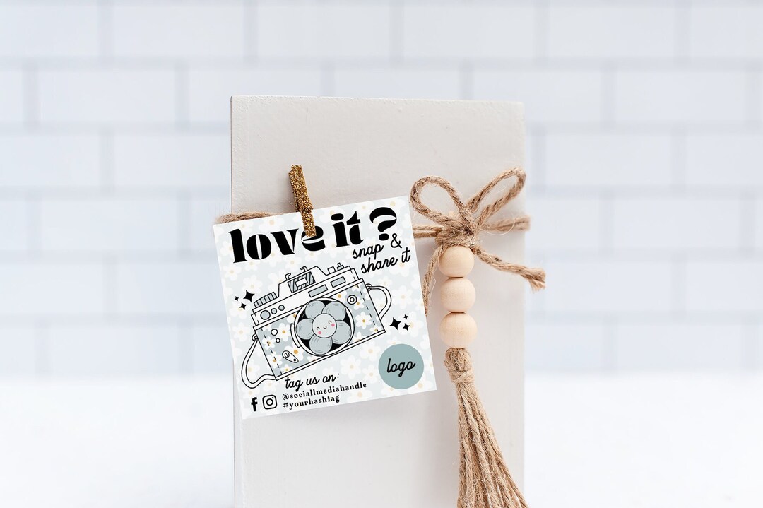 Retro Daisy Snap and Share Card Template, Social Media Card Template ...