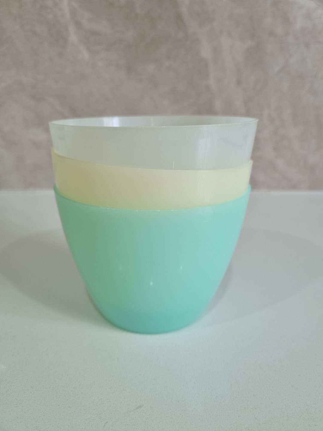Tupperware Small Round Container Bowls Retro/vintage X3 Yellow/white ...
