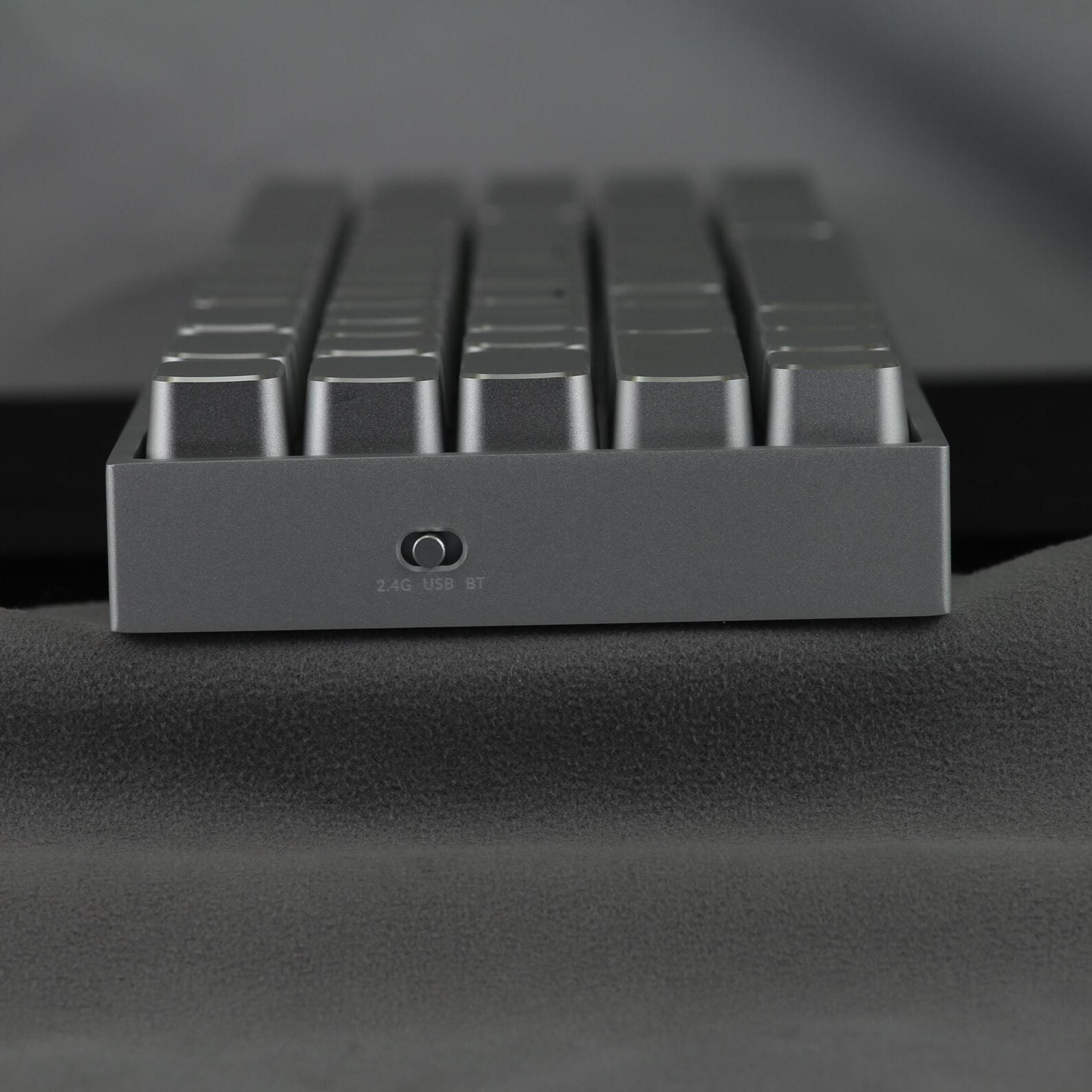 Artificer ESSENSE Aluminum Keyboard - 68 Keys - Etsy