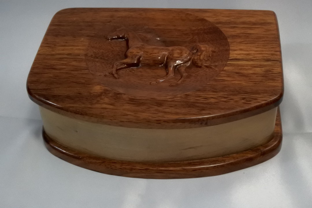 Gift Box With Engraved Horse - Etsy
