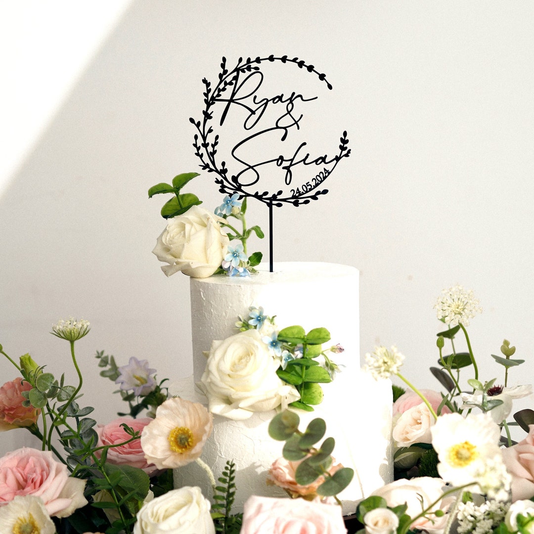 Gold Wedding Cake Topper With Floral, Custom Couples Script Cake Topper ...