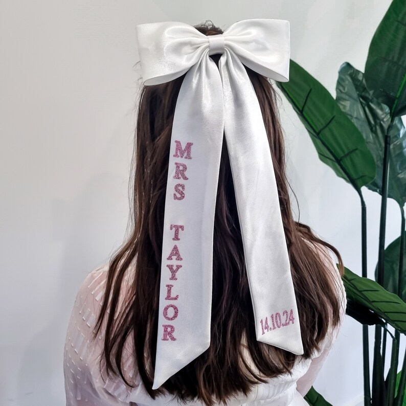 Personalised Hens Hair Accessory Bow Clip Bride to Be Kitchen Tea ...