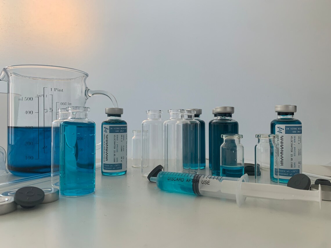 Velociraptor DNA Vial Jurassic Park / Jurassic World PROP 2 Pieces - Etsy