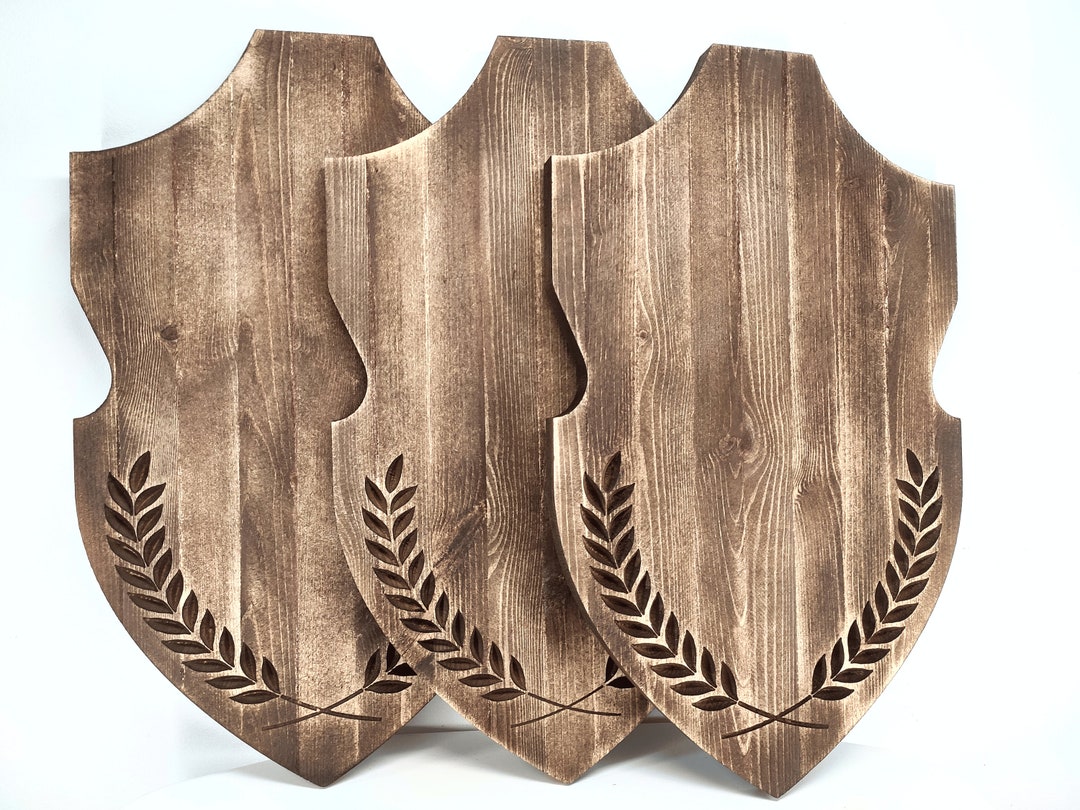 Wooden Hunting Trophy Shield, Carved Hunter's Trophy Stand, Custom ...