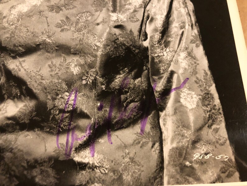 Ingrid Bergman Rare Original Autographed 8/10 Photo Inn Sixth Happiness ...