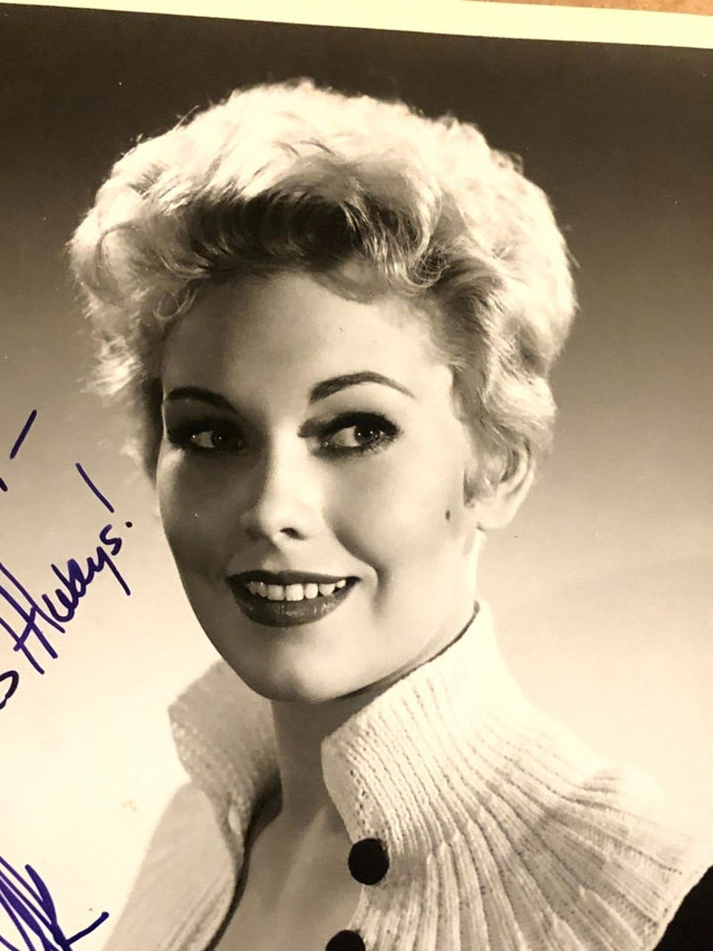 Kim Novak Rare Very Early Autographed 8/10 Pin up Photo '56 Vertigo Pal ...