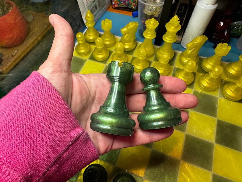 Resin Extra Large Chess Set; Green & Yellow - Etsy