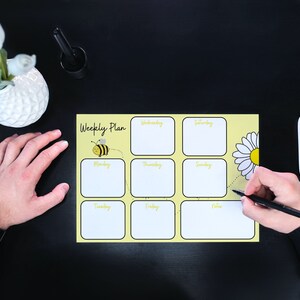 Printable Bee Weekly Desk Planner - Etsy