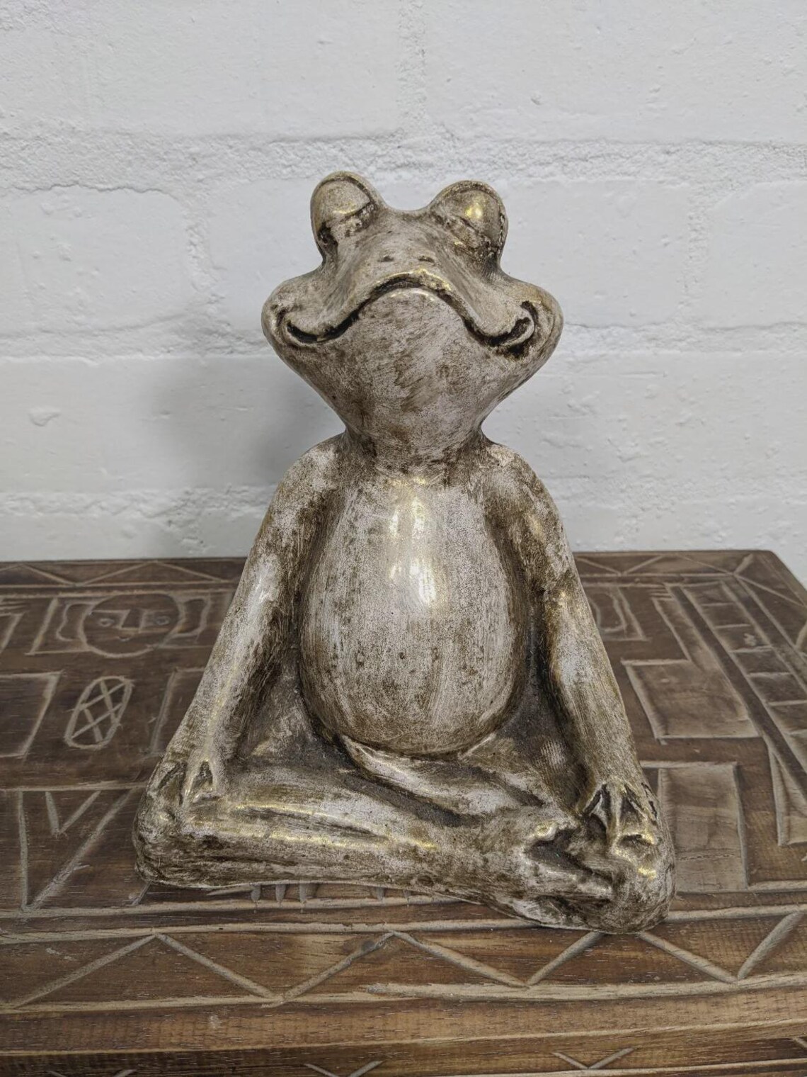 Yoga Pose Frog Crossed Legged, UK Dispatch, Frogs, Silver, Metallic ...