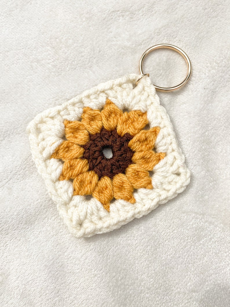 Sunflower Granny Square Keychain - Etsy