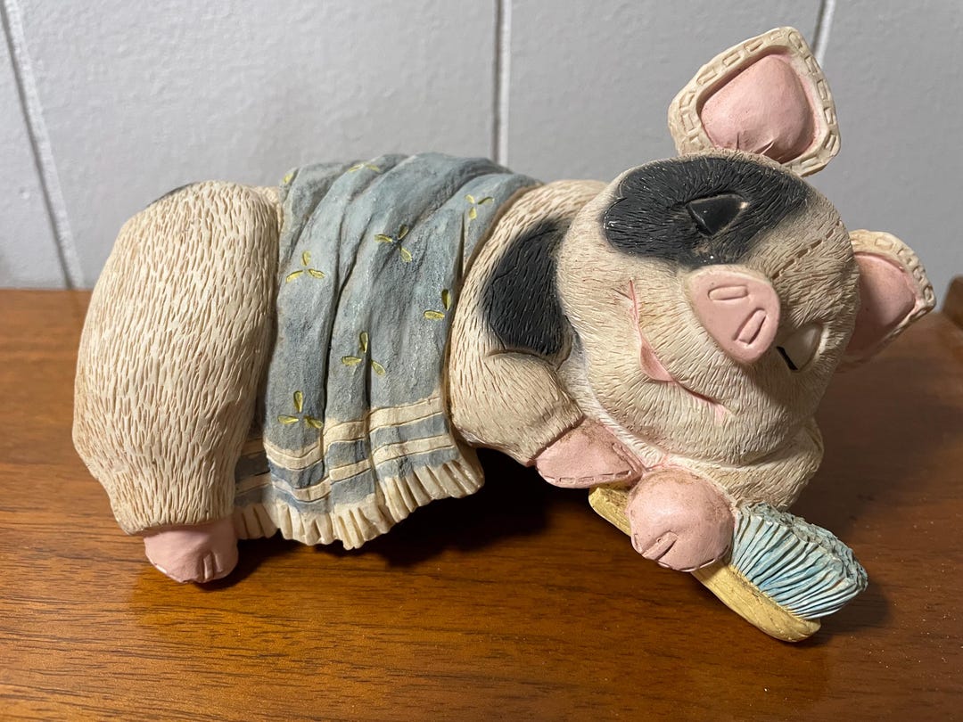 Sleeping Pig Music Box - Etsy