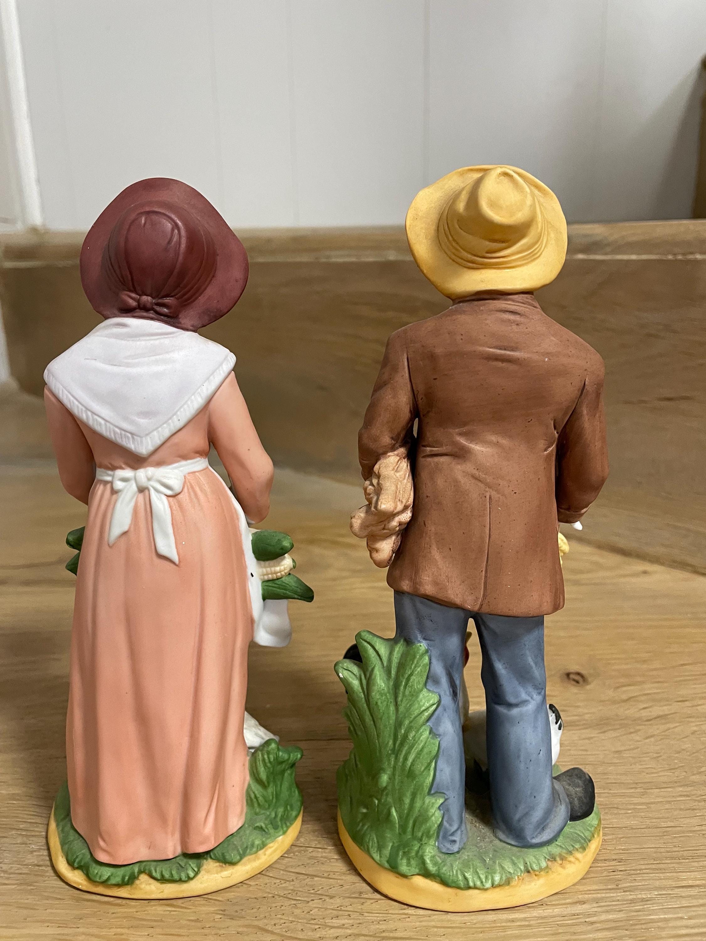 HOMECO Country Couple Figurines - Etsy