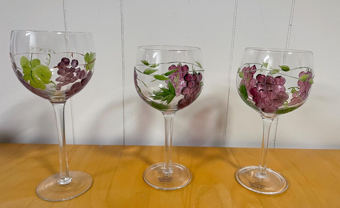 Hand Painted Crystal Wine Goblets Grapes and Leafy Vine - Etsy