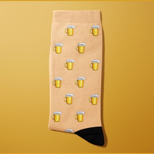 Beer Mug Socks, Beer Socks for Groomsmen, Beer Enthusiasts, Beer Lager ...