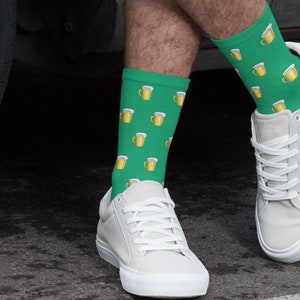 Beer Mug Socks, Beer Socks for Groomsmen, Beer Enthusiasts, Beer Lager ...