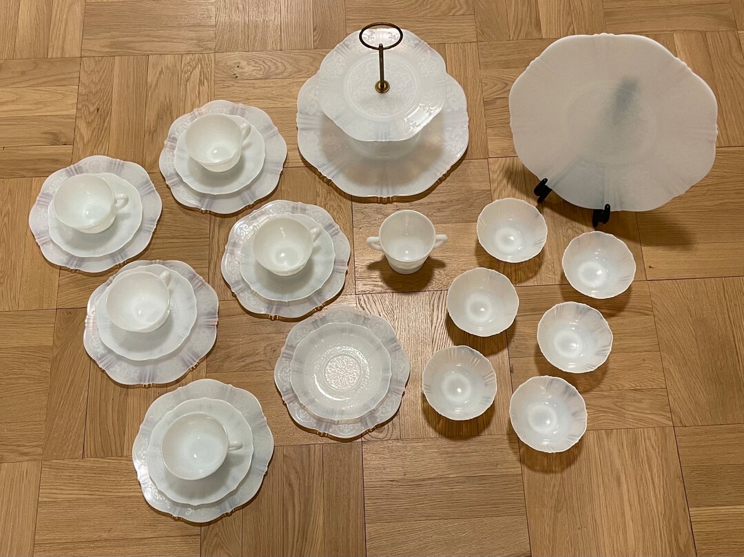 Macbeth-evans, American Sweetheart, White, Opalescent, Milk Glass ...