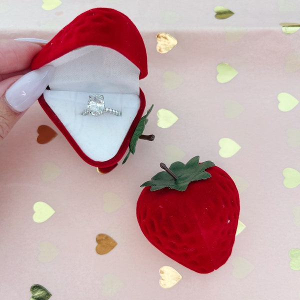 Strawberry Ring - Etsy