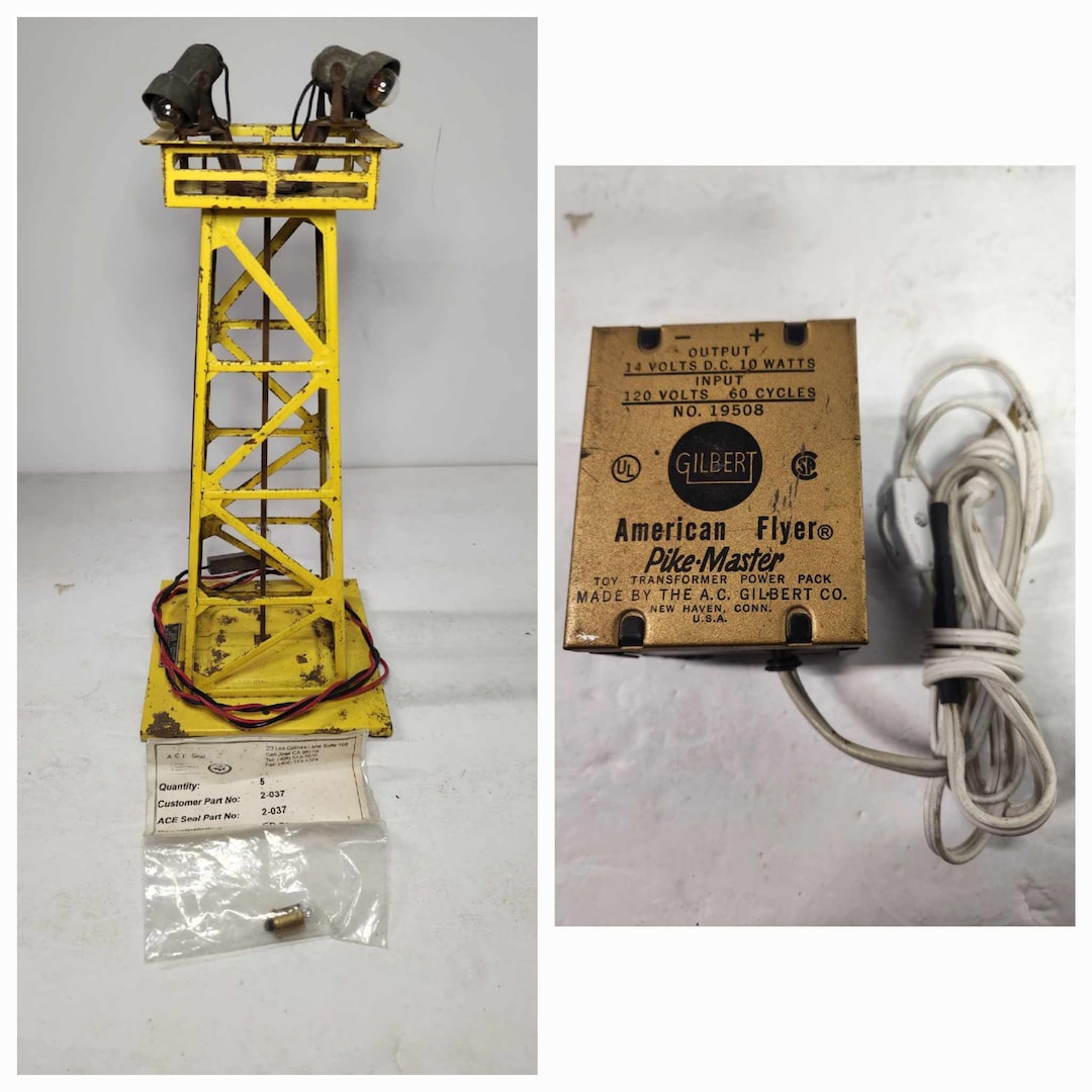 LOT Lionel Trains 395 Floodlight Tower & Gilbert American Flyer ...