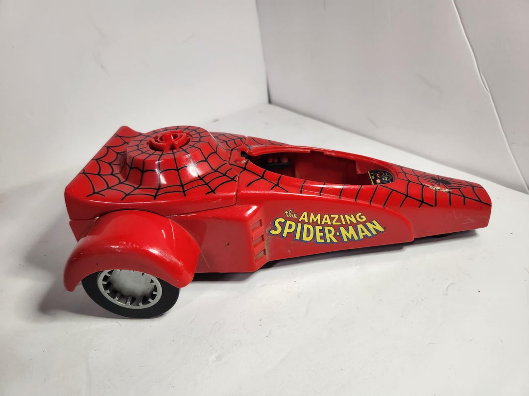 Vintage 1990 the Amazing Spider-man Dragster Car 90's Marvel Toy Biz ...