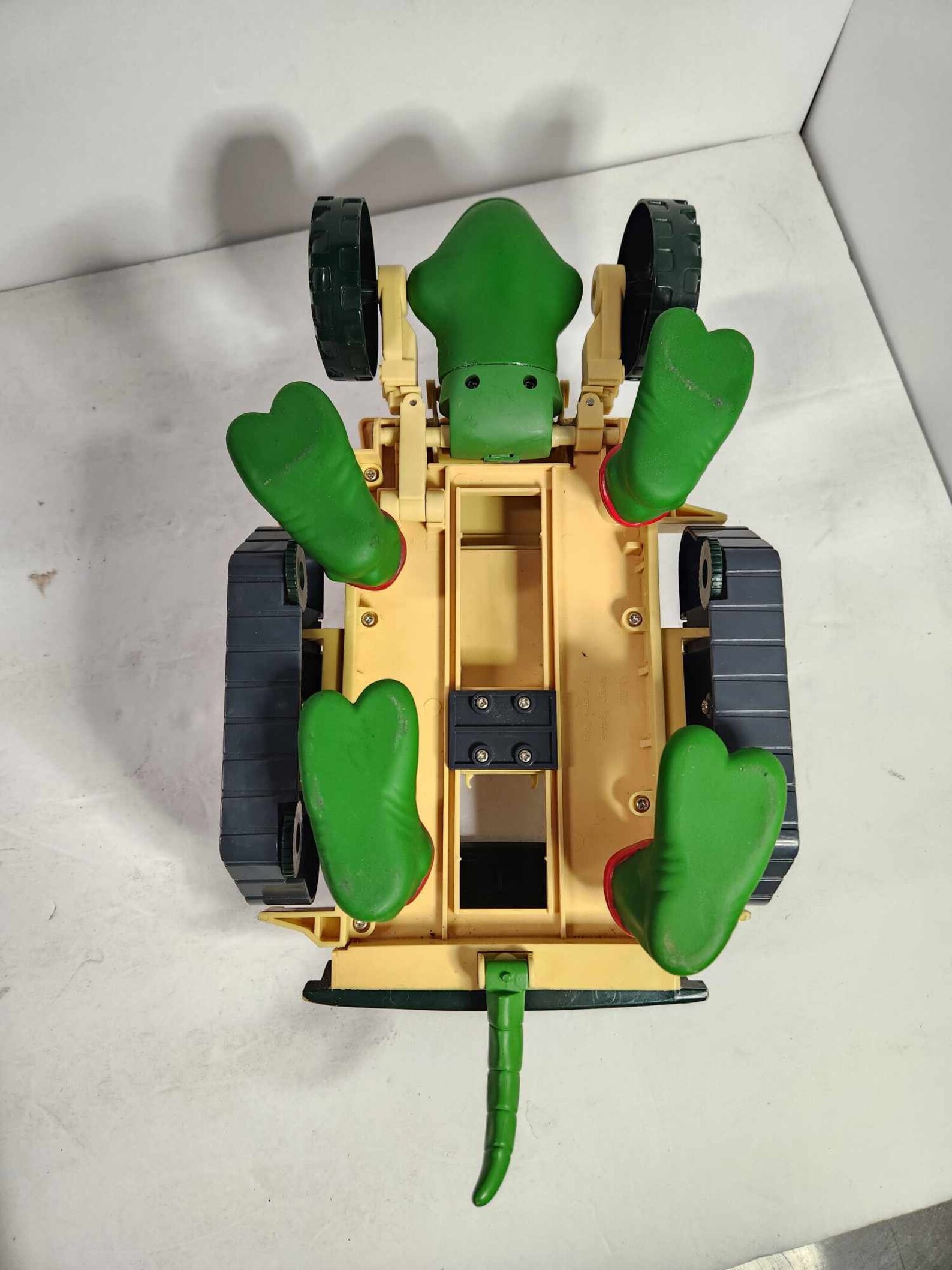 1992 Teenage Mutant Ninja Turtles TMNT Muta Tank Mutations Vehicle ...