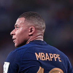 Kylian Mbappé - Poster 4K - Etsy
