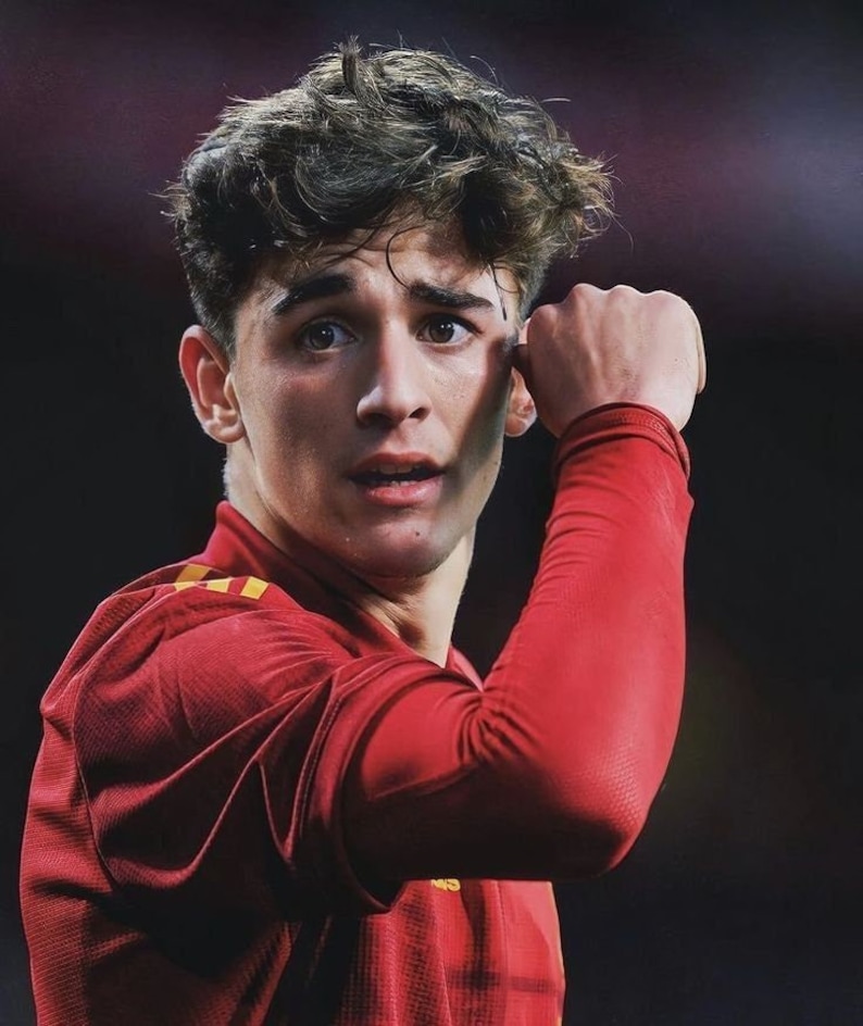 Pablo Gavi - 4K Poster - Etsy France