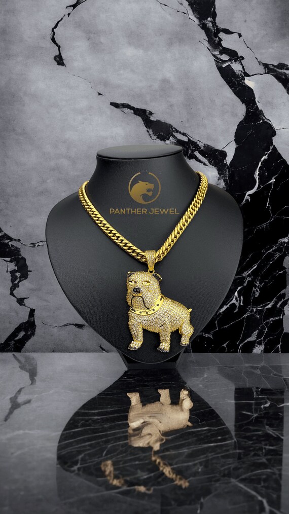 Iced out solid 10k - Gem