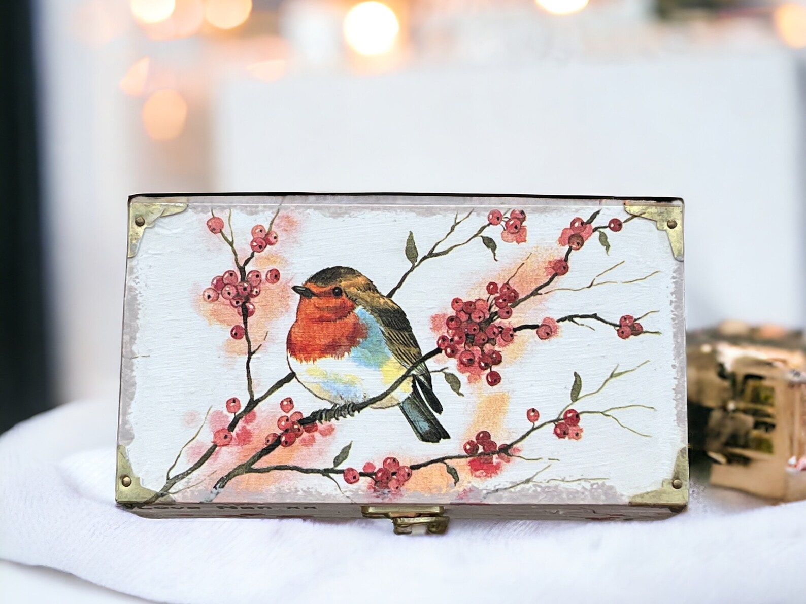 Hand-painted Robin Trinket Box: Vintage-inspired Keepsake for Jewelry ...