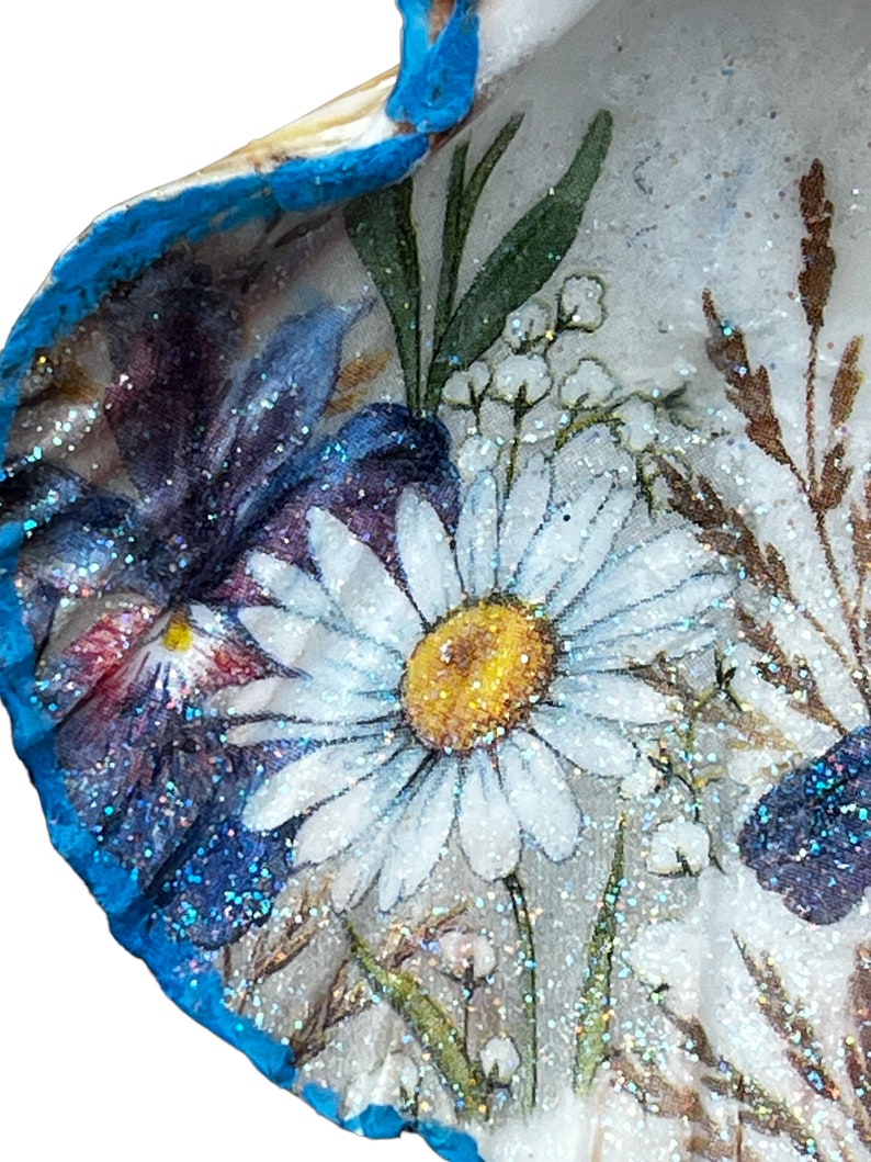Floral Shell, Scallop Shell, Iris Decor, Meadow Flowers, Shell Soap ...