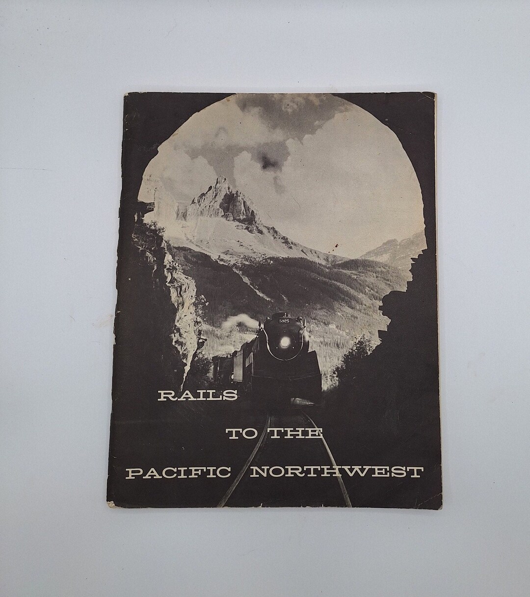 1964 "rails to the Pacific Northwest" Book. Walter R. Grande. B&W ...