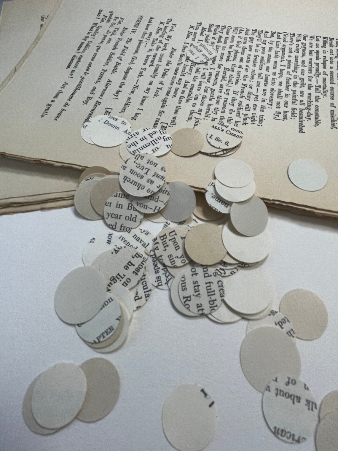 Vintage Book Page Confetti 100 Hand Cut Pieces - Etsy