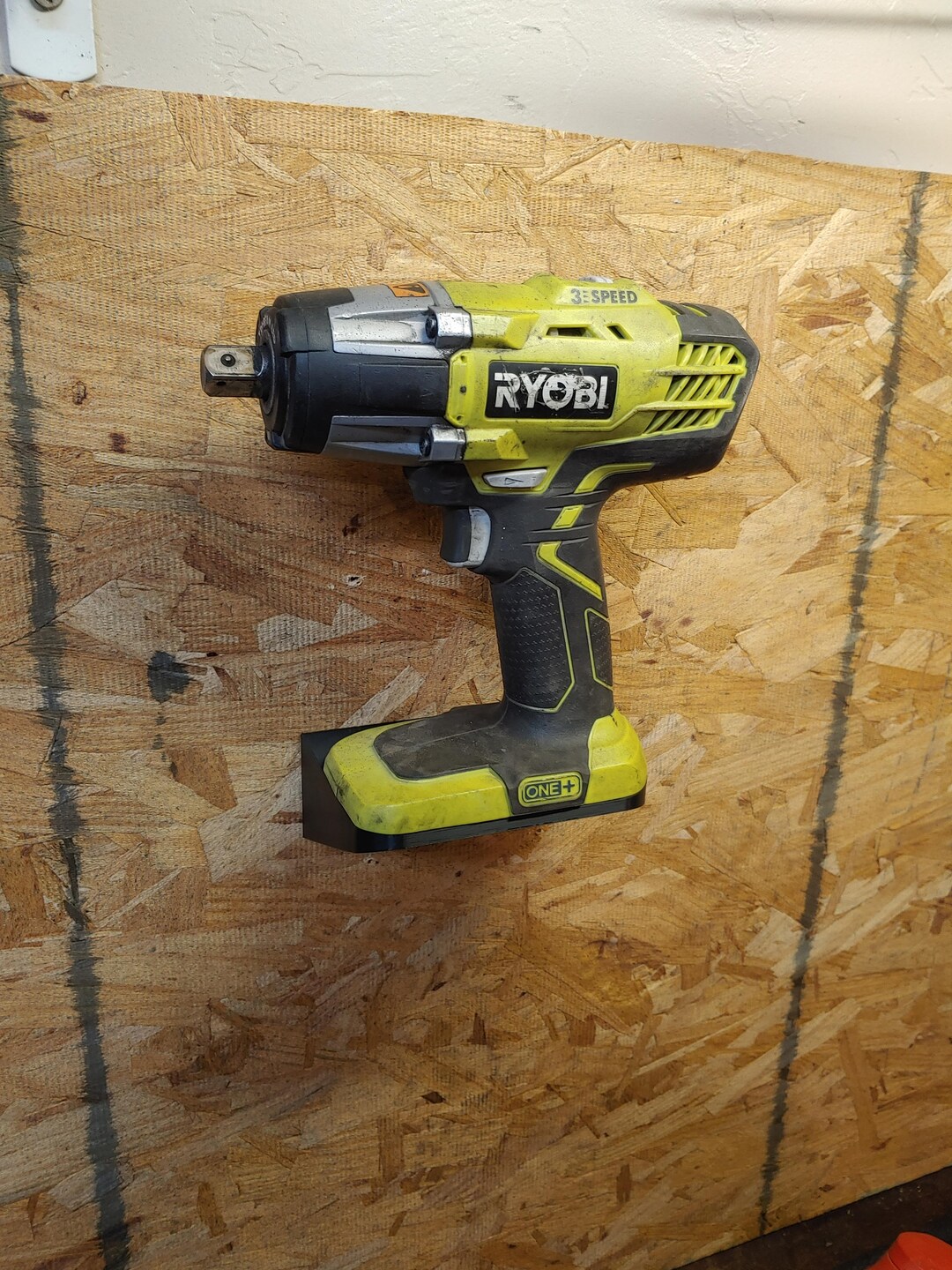 Ryobi Universal Wall Mount Battery Style 3D Printed, W/ Mounting Screws ...